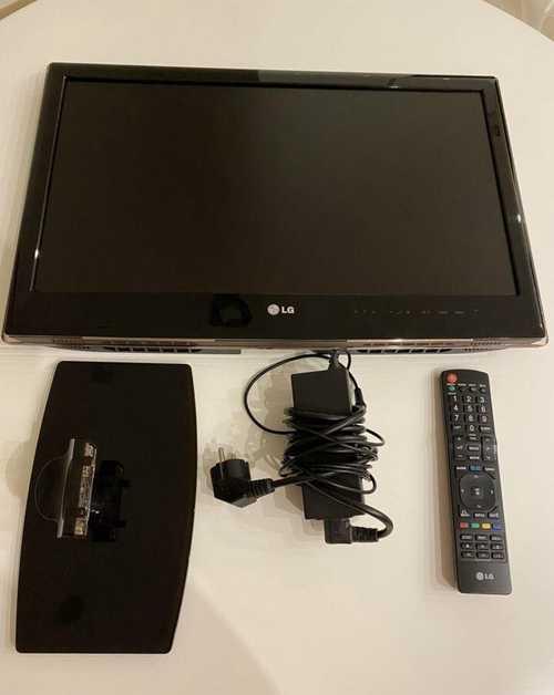 Телевизор LG 22lv2500
