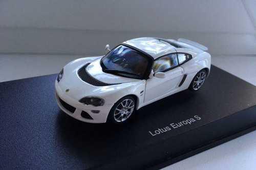 1:43 AutoArt - Lotus Europa S