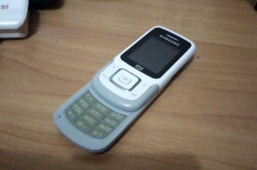 Телефон Samsung E1360M