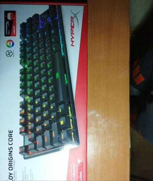 Игровая клавиатура hyperx