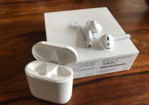 Реплика наушников apple max. Беспроводные наушники Apple AIRPODS 1 И 2. Наушники Apple аирподс 2. Apple AIRPODS 2 оригинал.