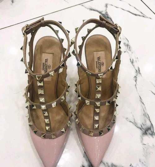 Туфли Valentino Garavani Rockstud
