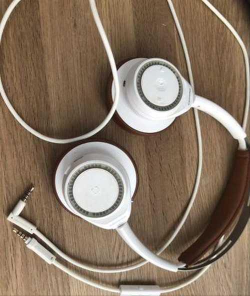 Беспроводные наушники Plantronics BackBeat Sense