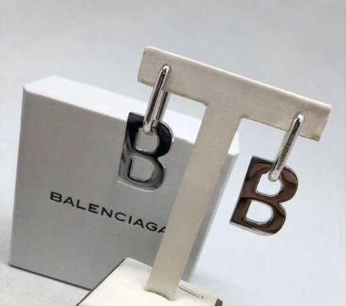 Серьги Balenciaga. Новые