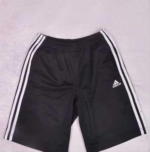 Шорты Adidas. Размер: 146 - 152
