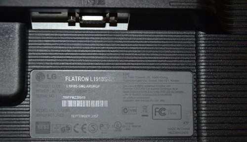 Lg flatron l1918s. LG Flatron 1918s-SN. Flatron l1918s. Как снять подставку с монитора LG Flatron l1918s.