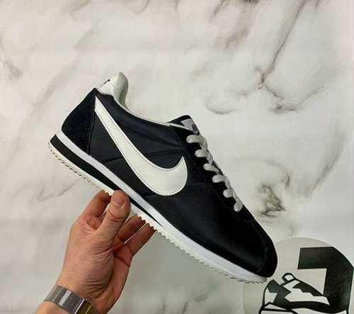 Кроссовки Nike Cortez