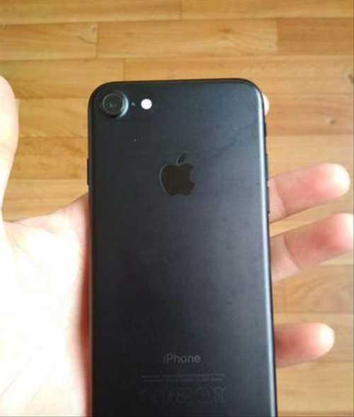 Телефон iPhone