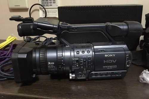 Видеокамера Sony HDR-FX1E
