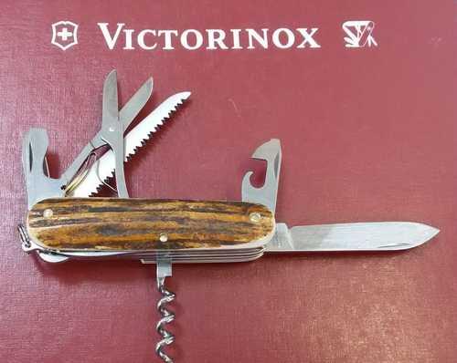 Продам Victorinox накладки из рога оленя