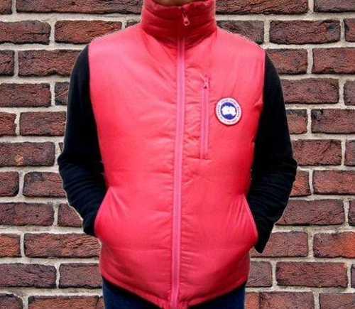 Canada goose жилетка