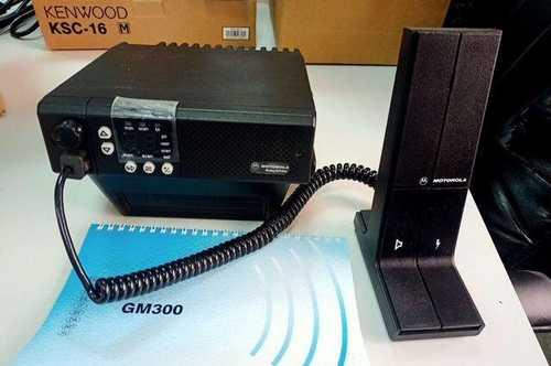 Радиостанция Motorola GM300