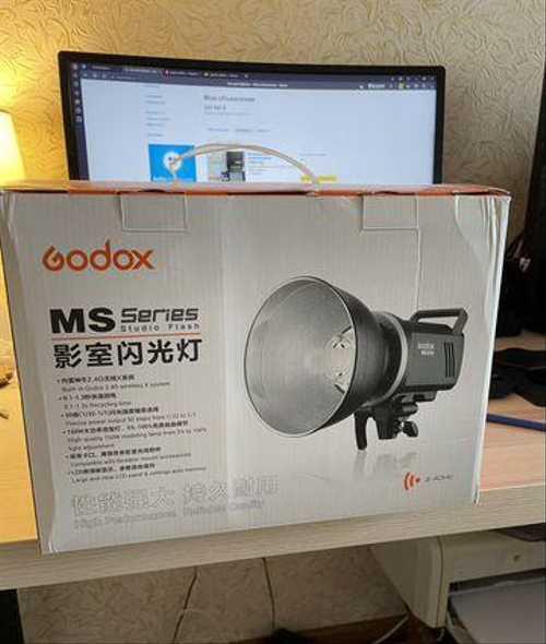 Cтудийная вспышка Godox MS200