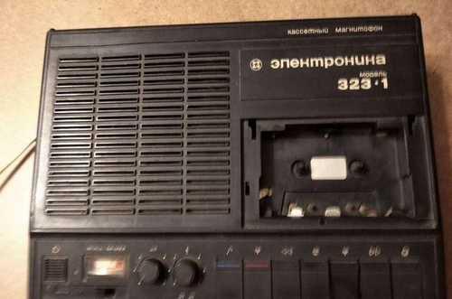 Магнитофон СССР Электроника 323-1