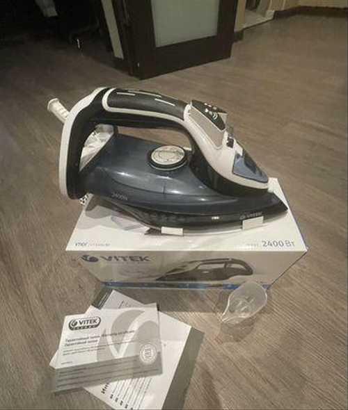 Утюг Vitek VT-8304 BK