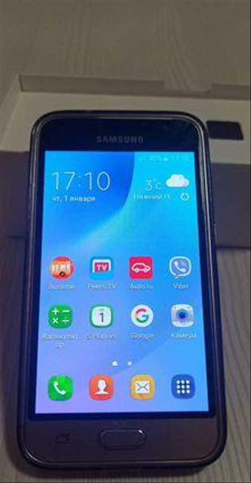 Телефон Samsung galaxy J1 2016