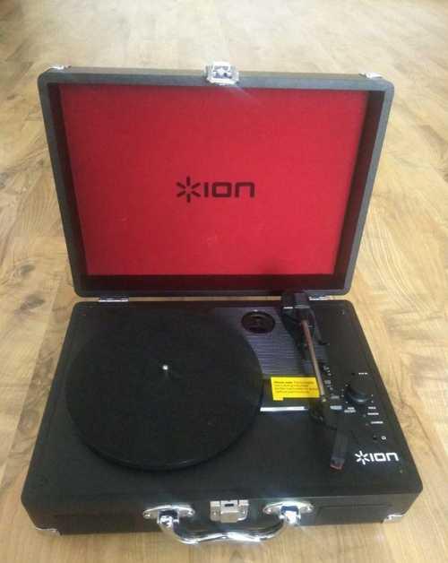 Виниловый проигрыватель ION Audio Vinyl Motion