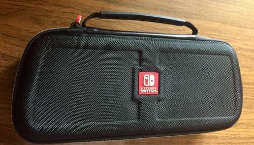 Nintendo Switch Deluxe Travel Case + Grip