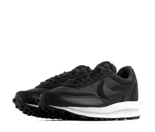 Nike sakai waffle black US9 UK8