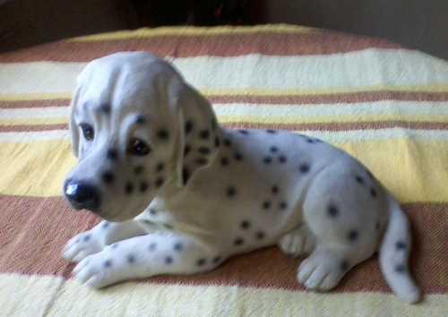 Статуэтки предметы декора