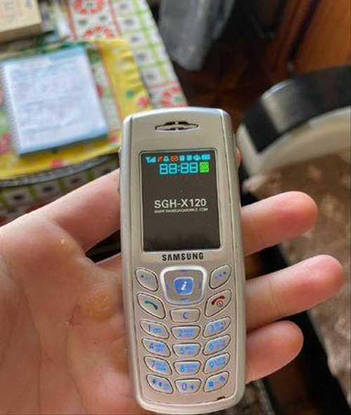 Мобильный телефон Samsung SGH-X120