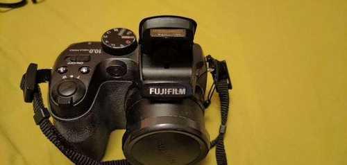 Компактный фотоаппарат Fujifilm S1500