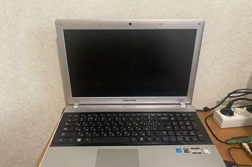 Ноутбук Samsung NP-RV515