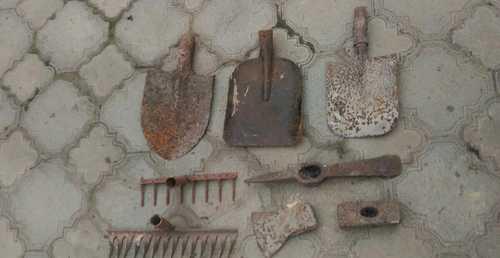 Инструменты, лопата, грабли, топор,молоток