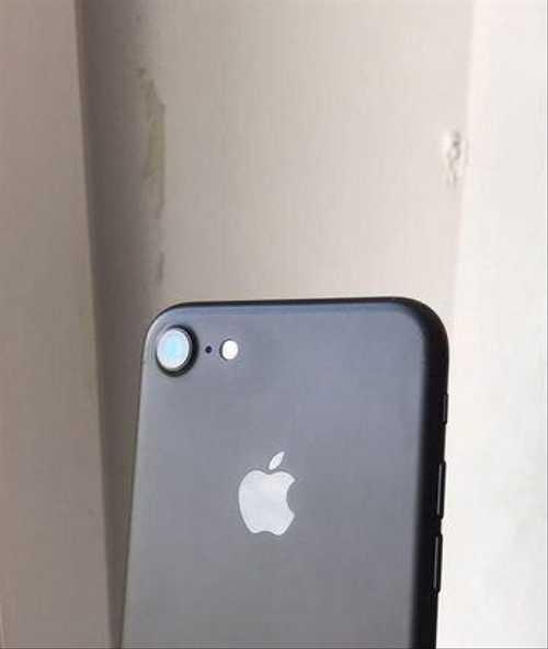 Apple iPhone 7 + Air Pods