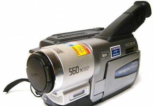 Видеокамера Sony CCD-TRV49E