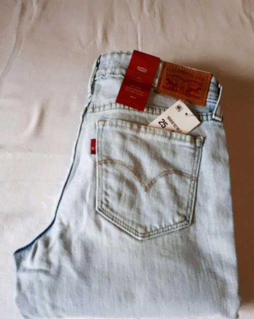 Джинсы Levi's 711