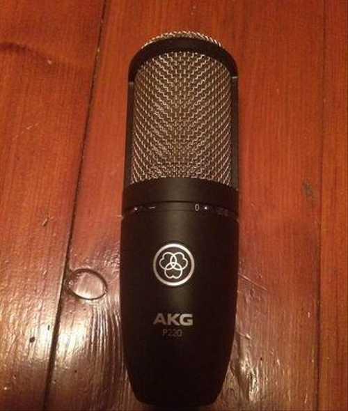 Микрофон AKG P220