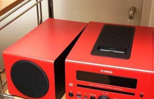 Аудиосистема Yamaha MCR-B043 Красная колонки
