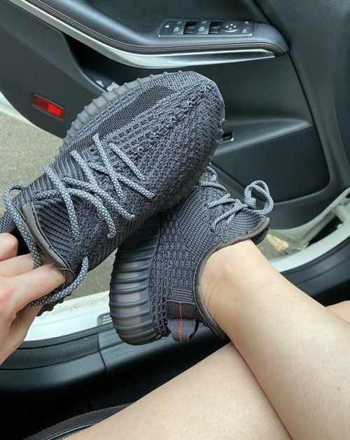 Кросовки Adidas Yeezy Boost