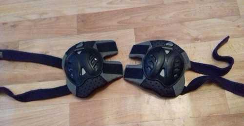 Защита для роликов (наколенники)