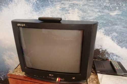 Телевизор LG, диагональ 51см