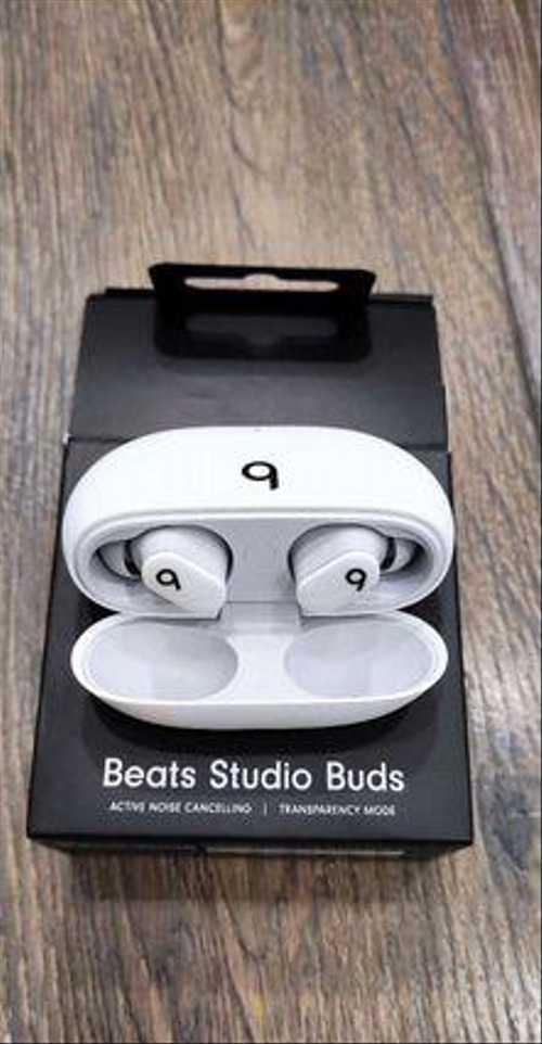 Беспроводные наушники beats studio buds белые