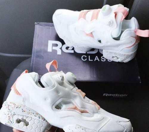 Кроссовки reebok insta pump белые