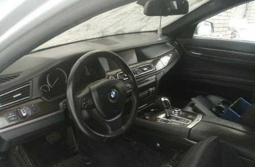 Подлокотник передний Bmw 7 F01 4.4 2009