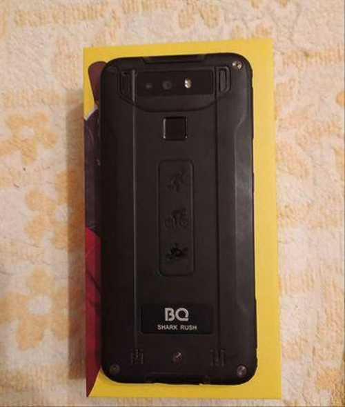 Телефон BQ Shark Rush 5541l