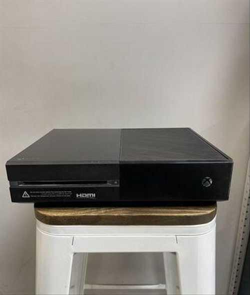 Приставка Xbox One 500gb