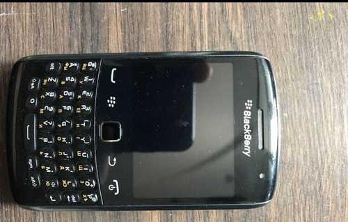 Телефон Blackberry 9360 и 9790