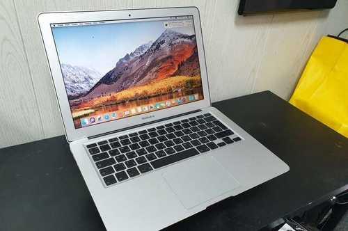 apple macbook pro 13 vs air