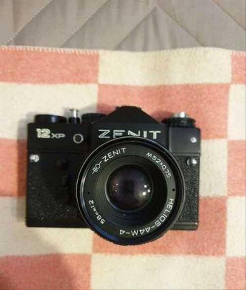 Плёночный фотоаппарат Zenit 12xp