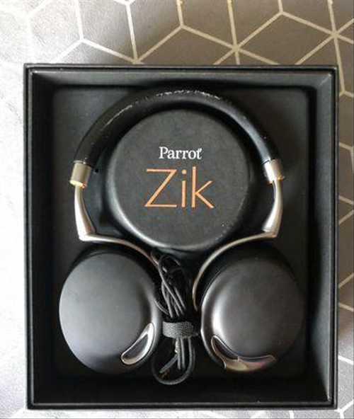 Беспроводные наушники Parrot Zik