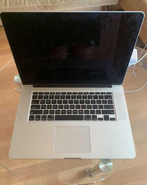 Apple MacBook Pro 15 256gb i7