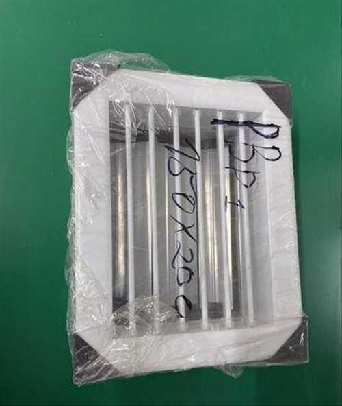 Вентиляционная решетка вентс металлическая с клапа
