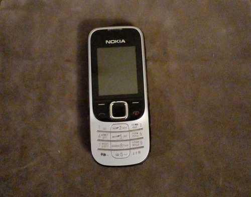 Кнопочный телефон Nokia 2330 С