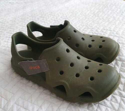 Сандалии Crocs