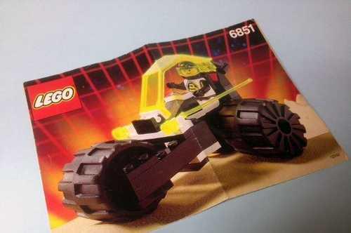 Lego System 6851 "Tri-Wheeled Tyrax" Blacktron II